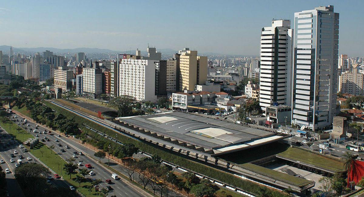 [À livre ouvert] Le CCSP à São Paulo, une « architecture effacée ...